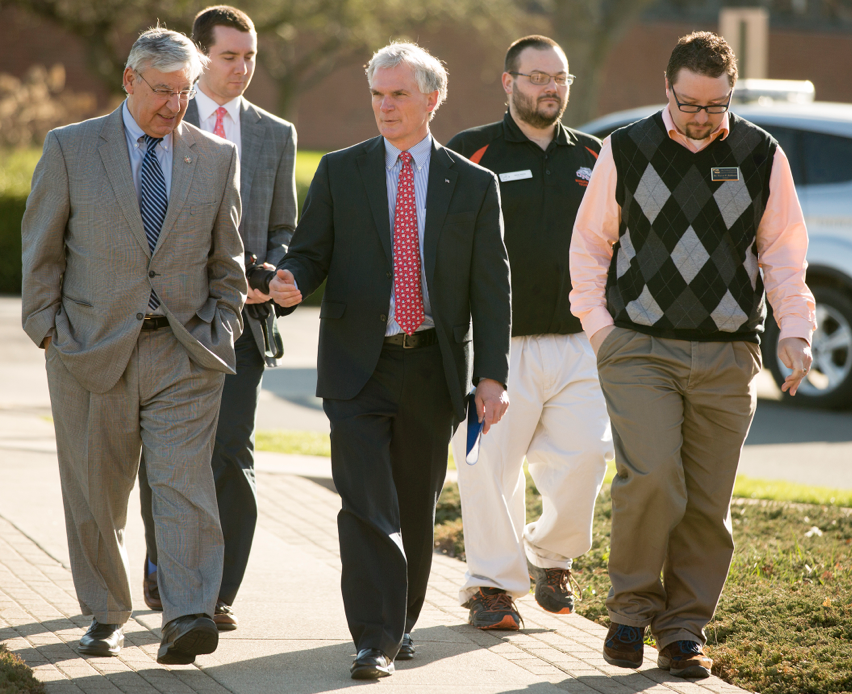 Latta visits ONU | Ada Icon