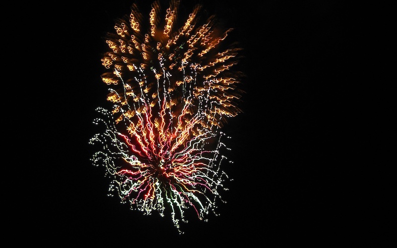 Freeze frame fireworks | Ada Icon