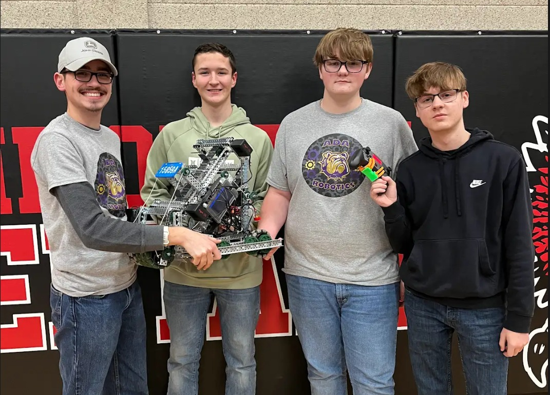 Bulldog robotics competes at Showdown at the Peak | Ada Icon